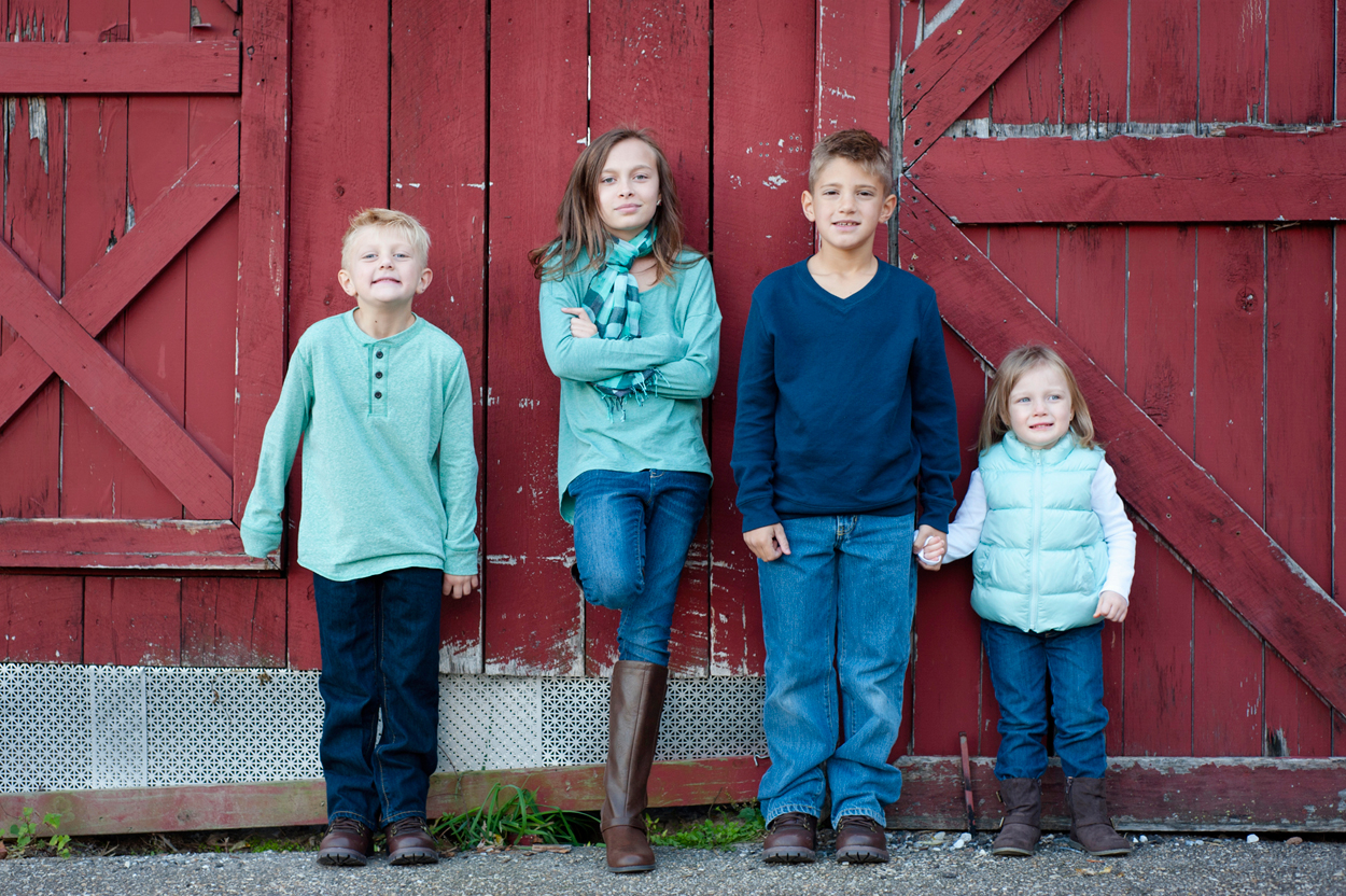 kids-portrait-barn – Baltimore Portrait Photography